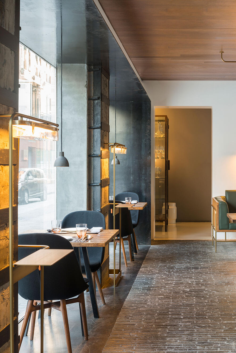 Neri&Hu – Table No. 1