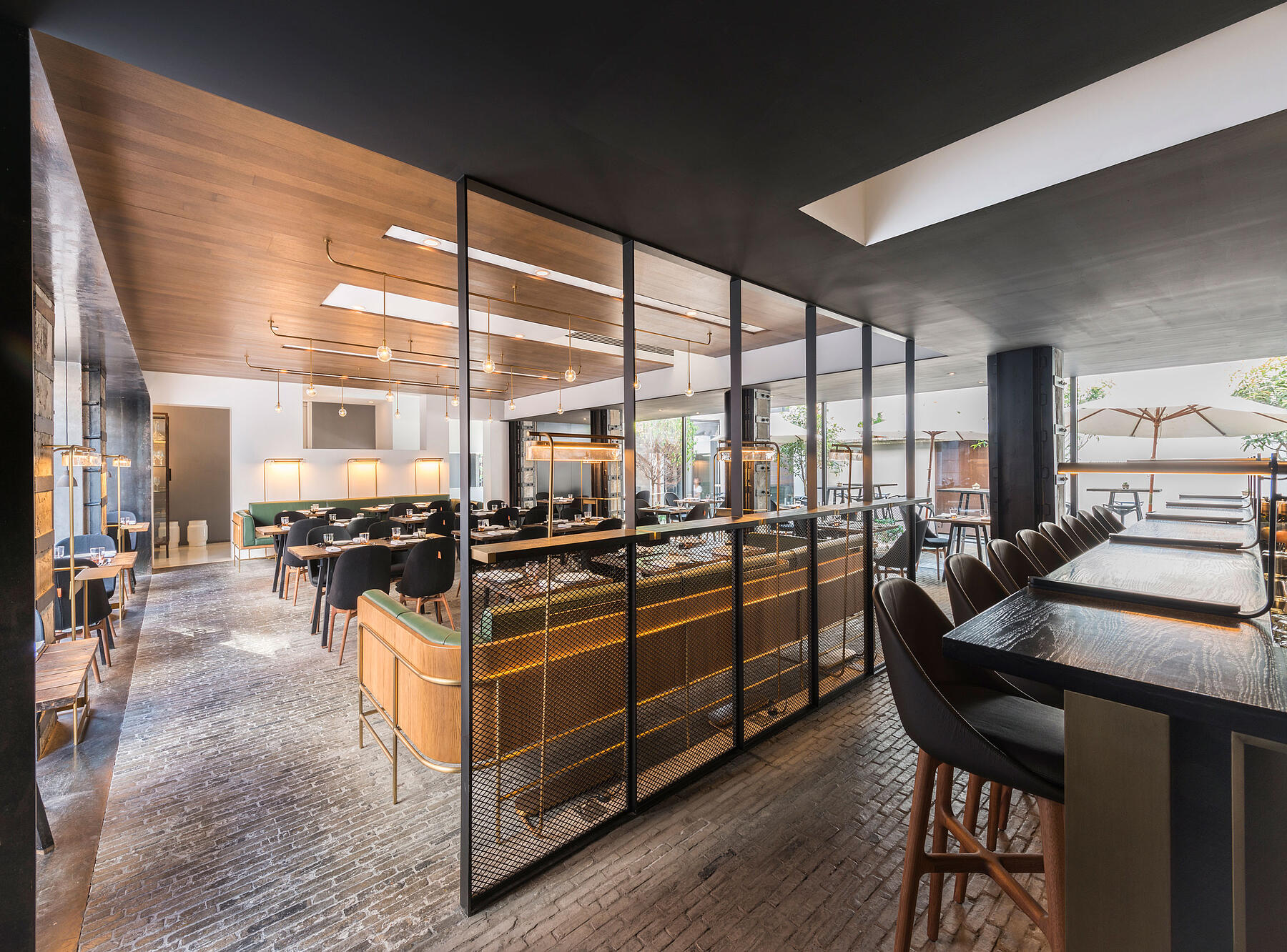 Neri&Hu – Table No. 1