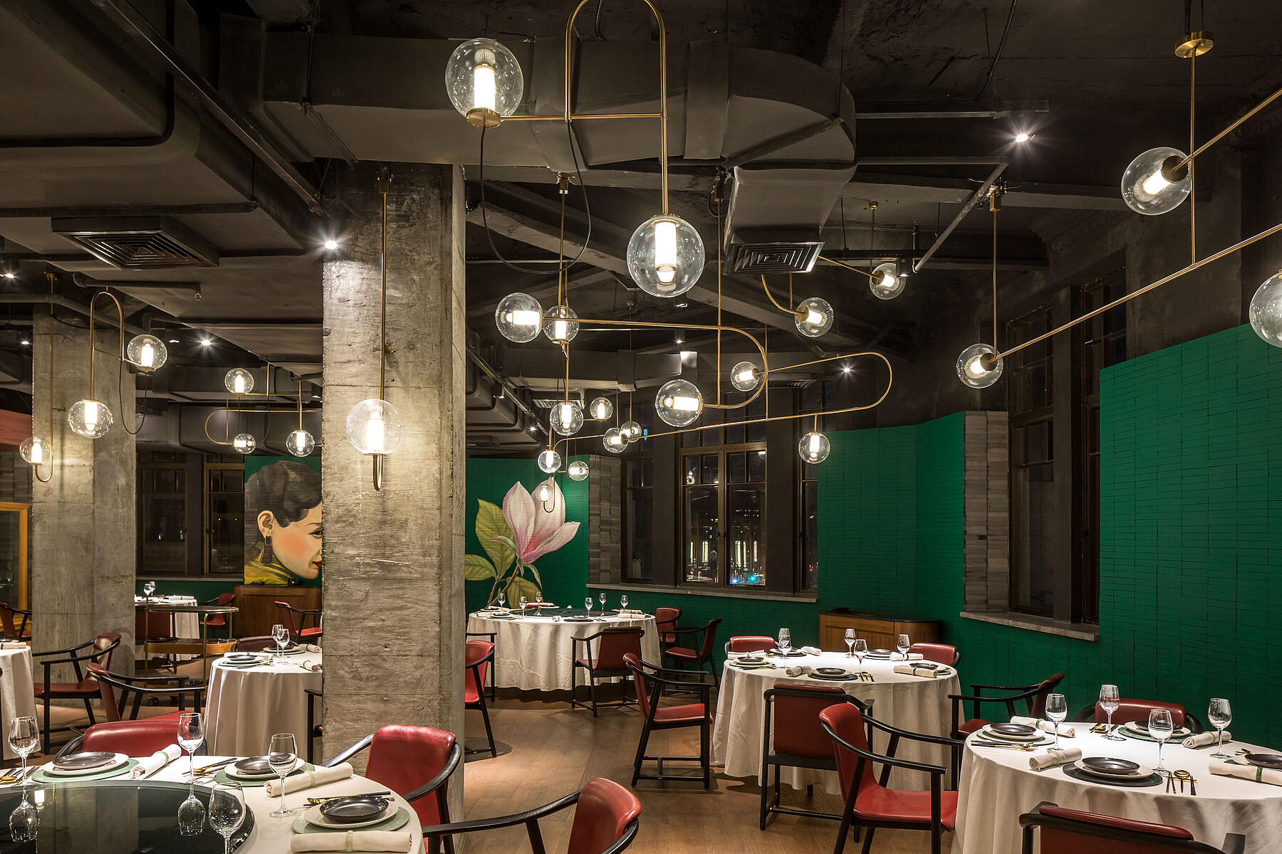 Neri&Hu – Canton Table