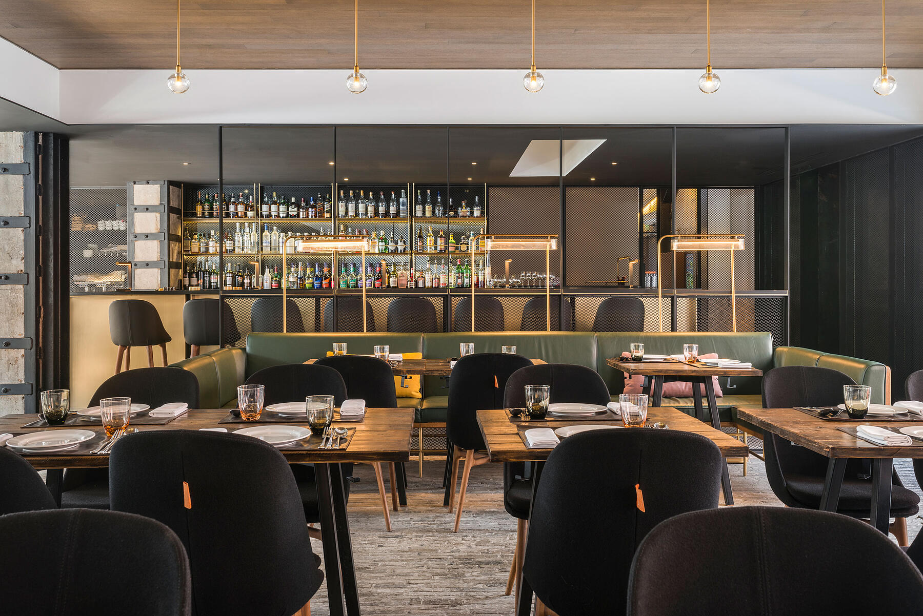 Neri&Hu – Table No. 1